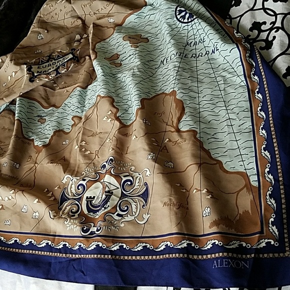 ALEXON | Accessories | Alexon Scarf | Poshmark